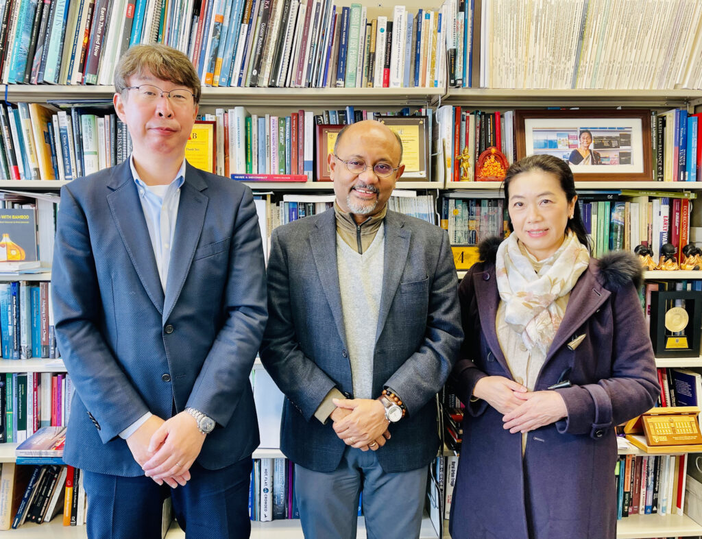 Mr. Yukihiro Funyu of Yokogawa Electric Co. Ltd. offered a special ...